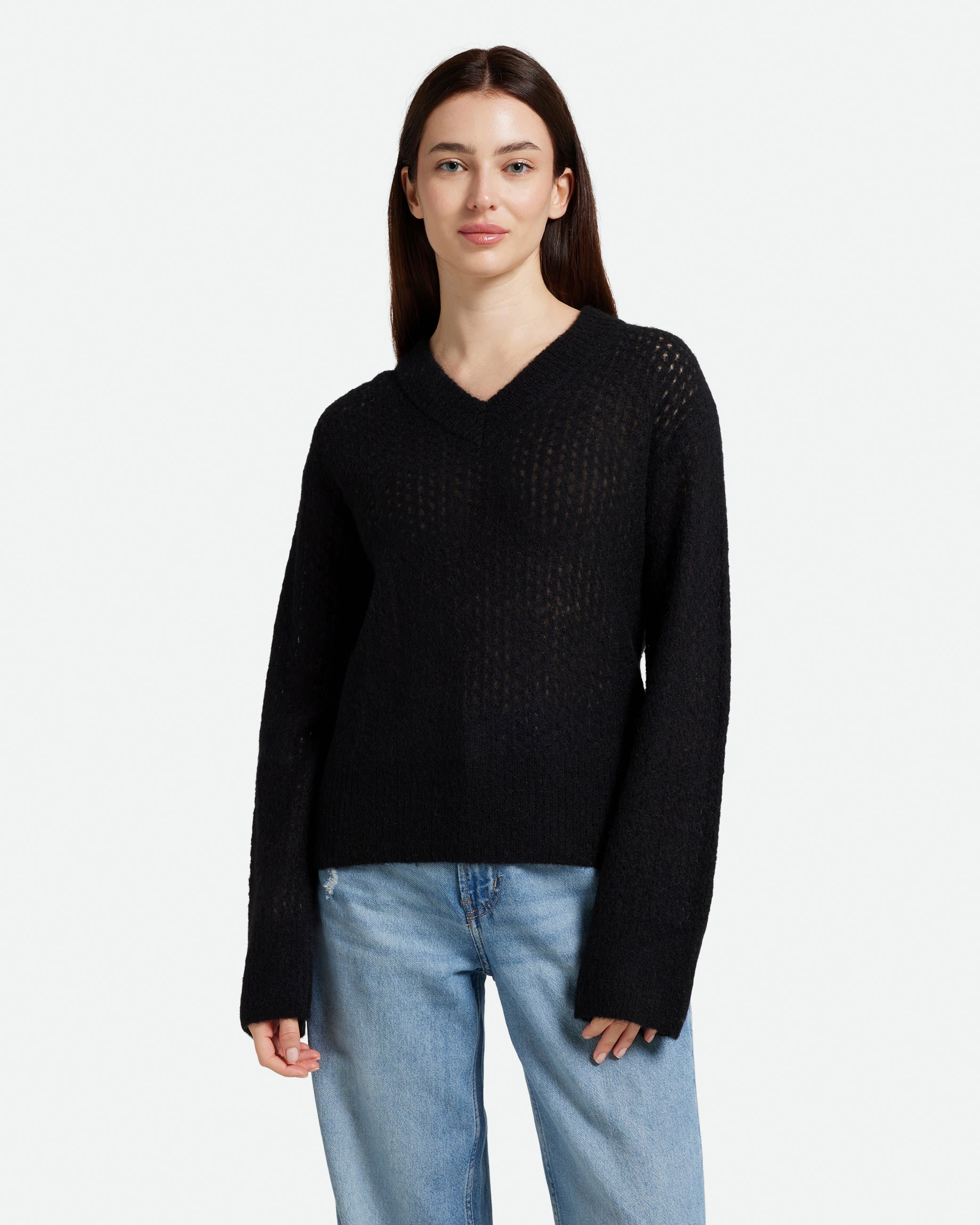 Minimum New Arrivals for Women – Minimum International